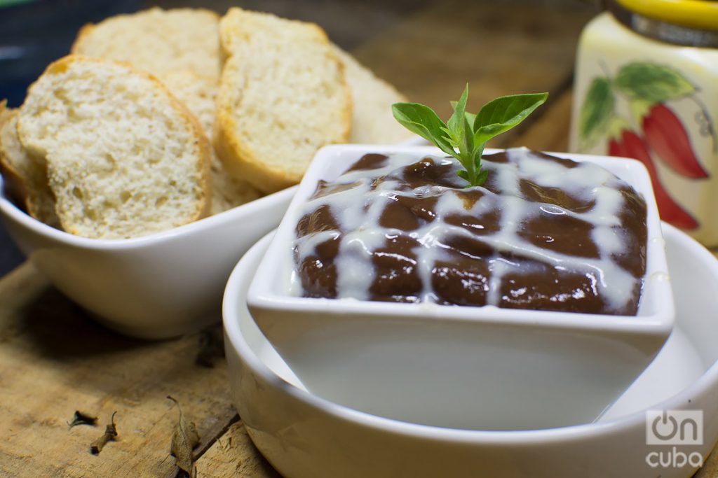 Cuban sweets, delicacies to try at home | OnCubaNews English