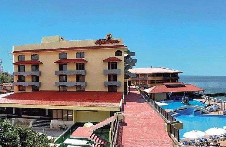 Cubanacán apuesta por el turismo nacional en el Verano 2014 - OnCubaNews