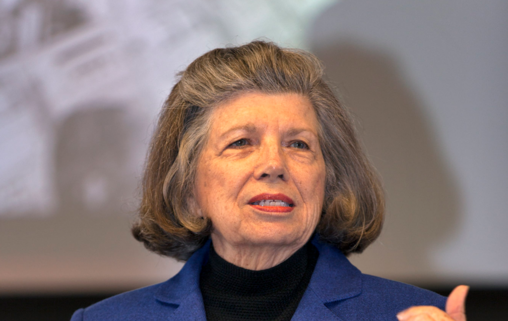 50 años del alunizaje del Apolo 11: una proeza de muchos - OnCubaNews