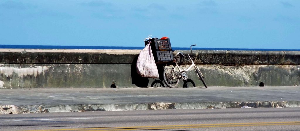 La Habana, como un viejo mapa o un pañuelo - OnCubaNews
