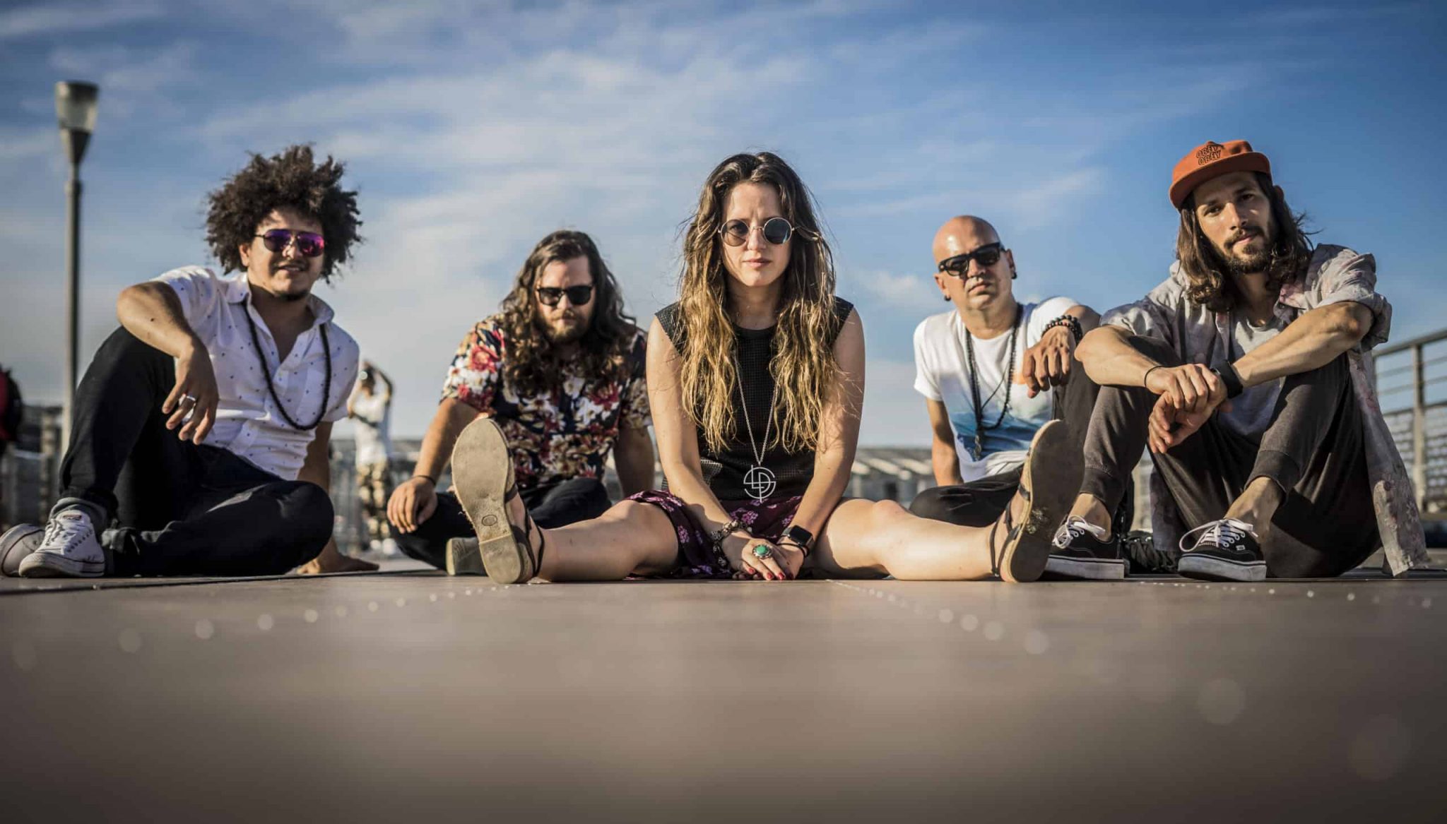 Sweet Lizzy Project: Una “familia” musical en cuarentena - OnCubaNews