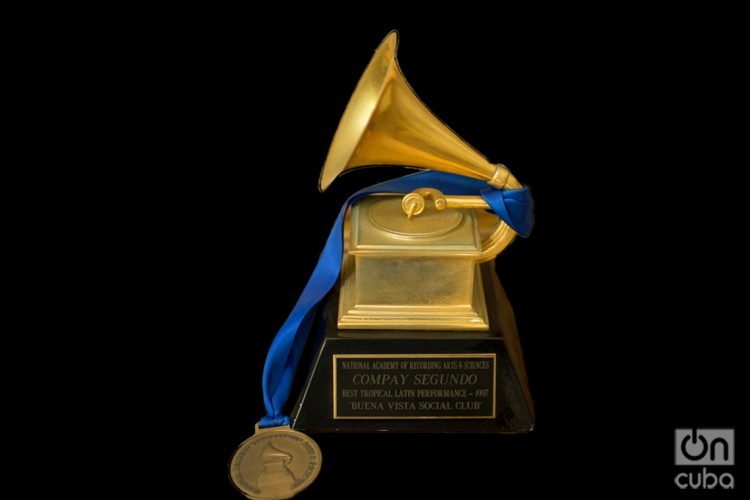 Compay Segundo: una leyenda de la música tradicional cubana - OnCubaNews