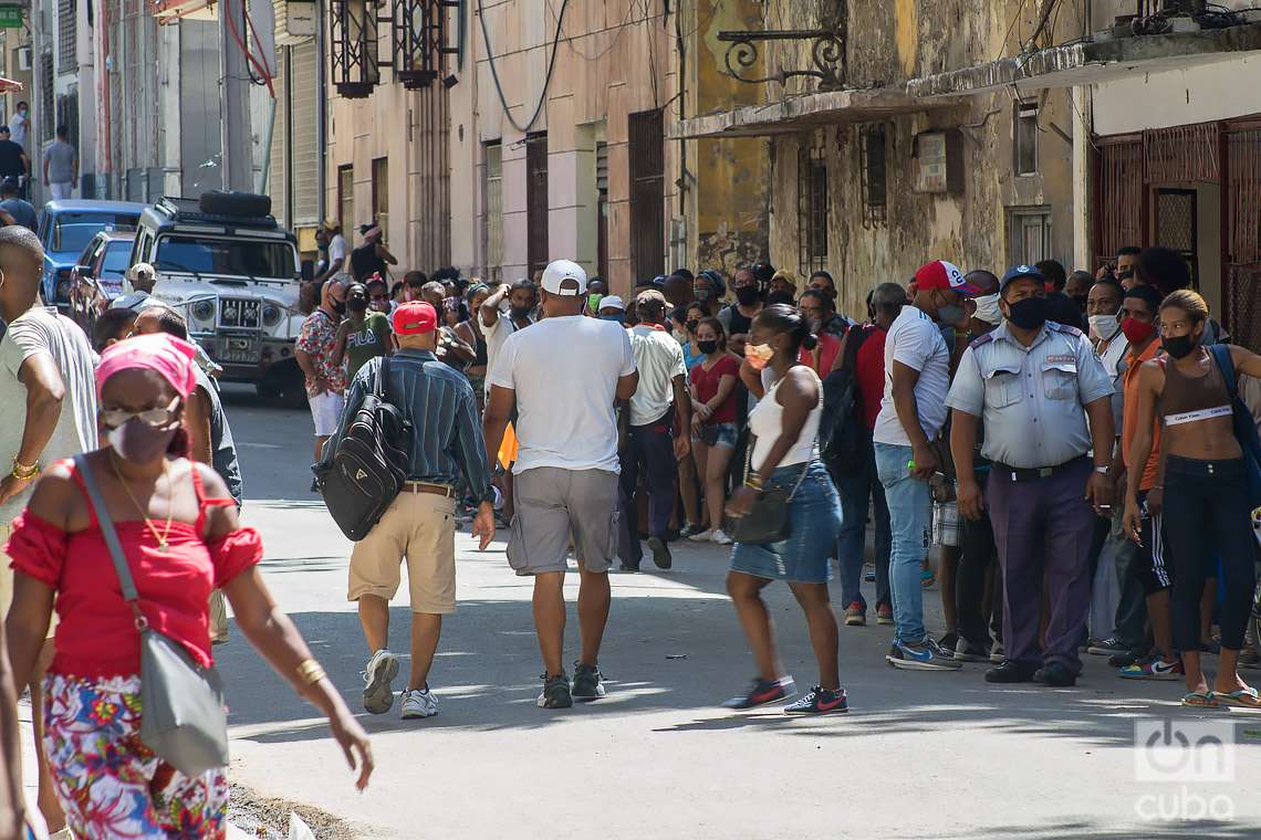 La Habana, de desescalada y malecón - OnCubaNews