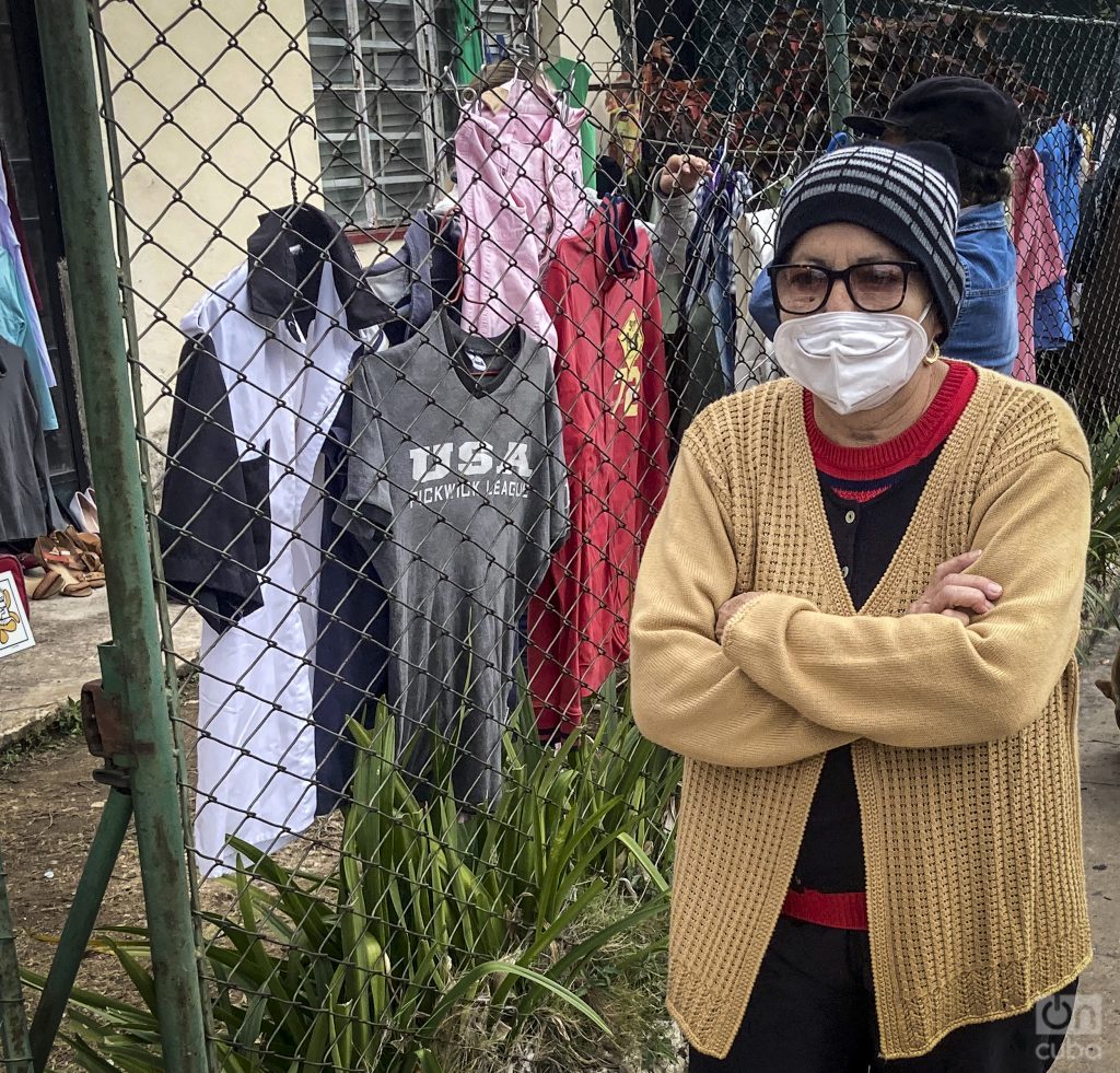 La moda cubana de “cuando chifla el mono” - OnCubaNews