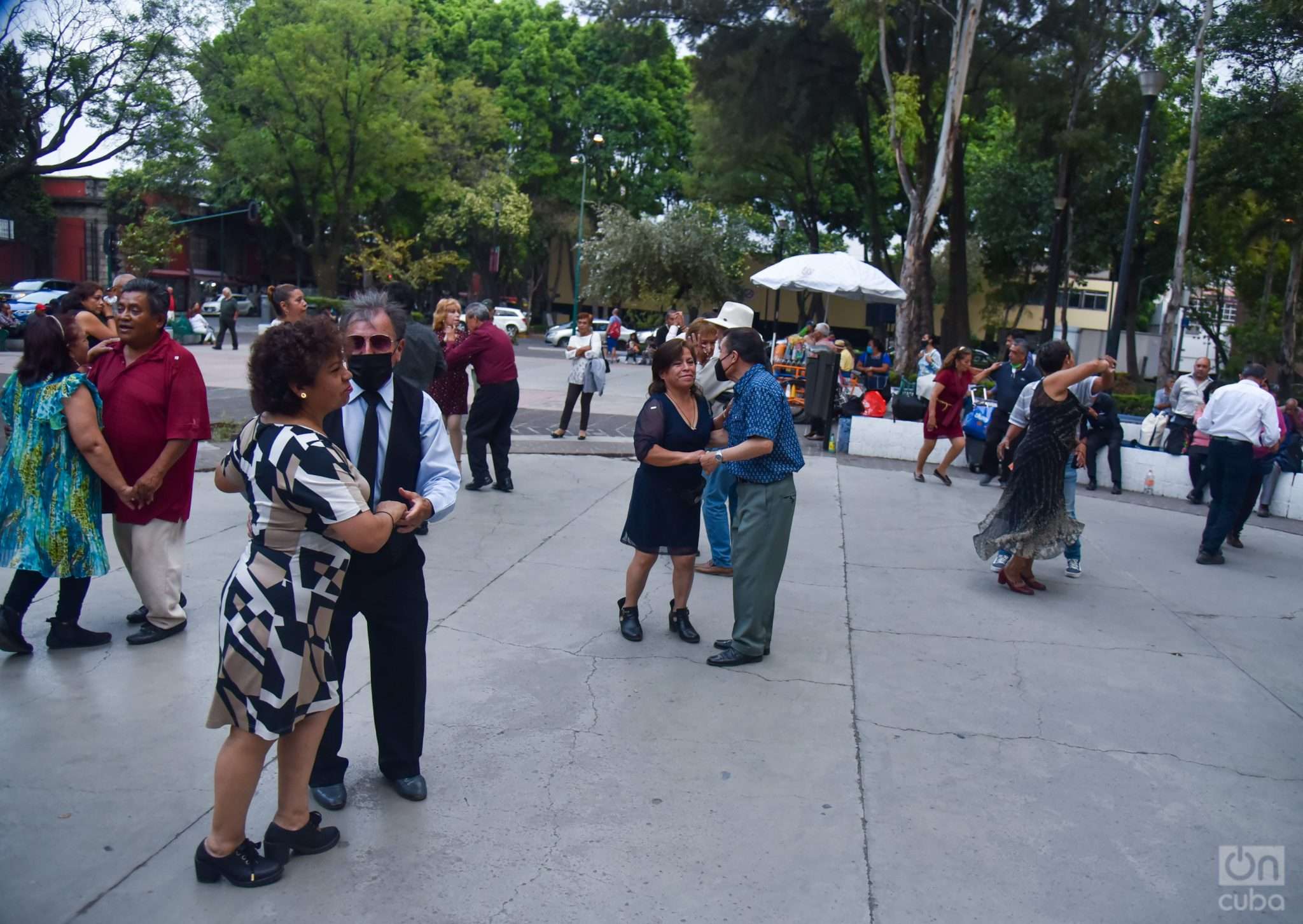 Bailando danzón en Ciudad México - OnCubaNews