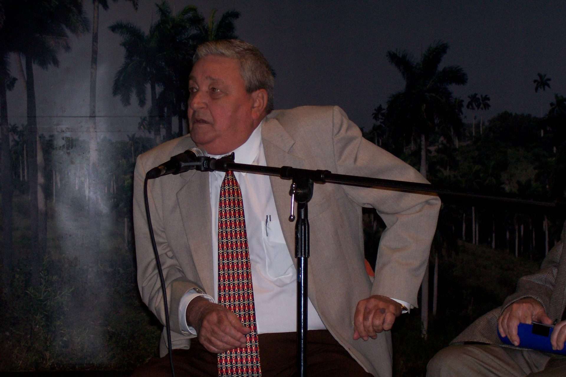 Julio Fernández Bulté, restaurador de la Filosofía del Derecho en Cuba ...