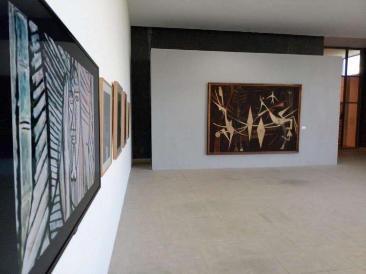 “Un antiguo pintor chino que dibujaba dragones dorados” - OnCubaNews