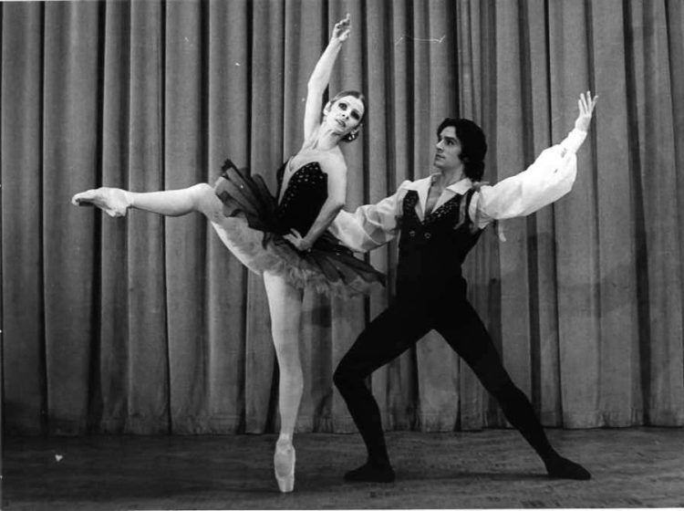 Menia Martínez: “He aportado todo lo que he podido a la danza de mi ...