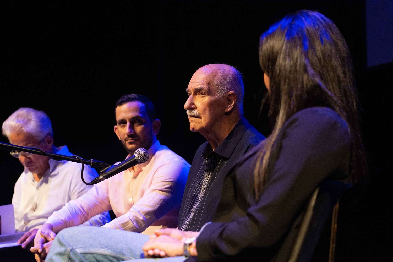 Servando Cabrera Moreno: pintar más alto que el dolor - OnCubaNews