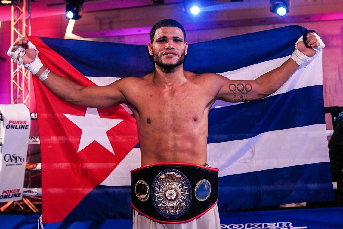 Boxeo cubano: Lázaro Álvarez gana “por nocaut” y Erislandy Álvarez se ...